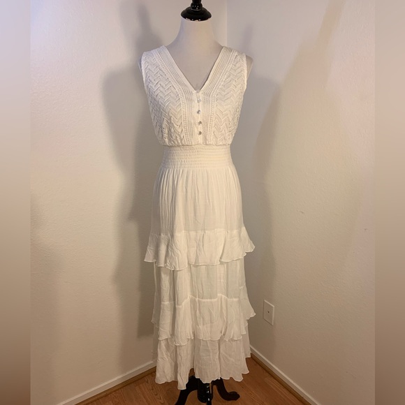 J Gee | Dresses | Newly Listed Nwt J Gee White Tiered Dress | Poshmark